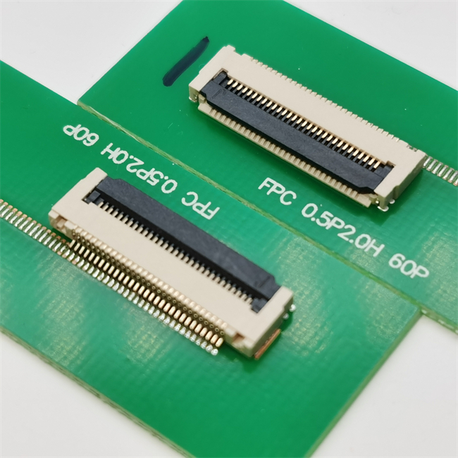 FPC0.5mm间距（2.0高LOCK）卧式SMT卡扣连接器 - 众鸣精密-FPC/FFC0.3mm间距精密连接器制造工厂